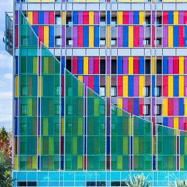 How to Retrofit With Architectural Mesh (Definition, Application, Cost)