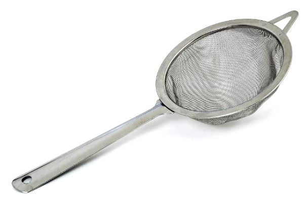 Building the Best Kitchen Sieve: Why Use Woven Wire Mesh?